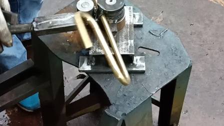 蛇形冷凝管弯曲,弯管设备厂家黄生18676545568