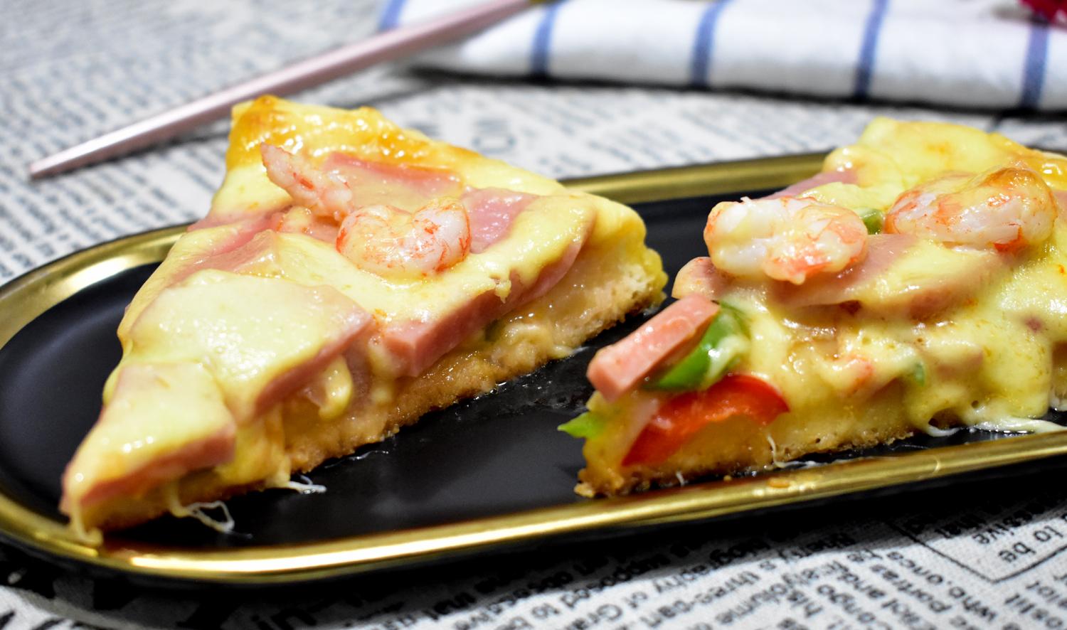 2分钟教你自制披萨,不用烤箱也能做,做法简单,喜欢可以试一试