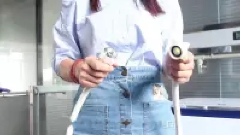奥克斯全自动洗衣机进水管安装