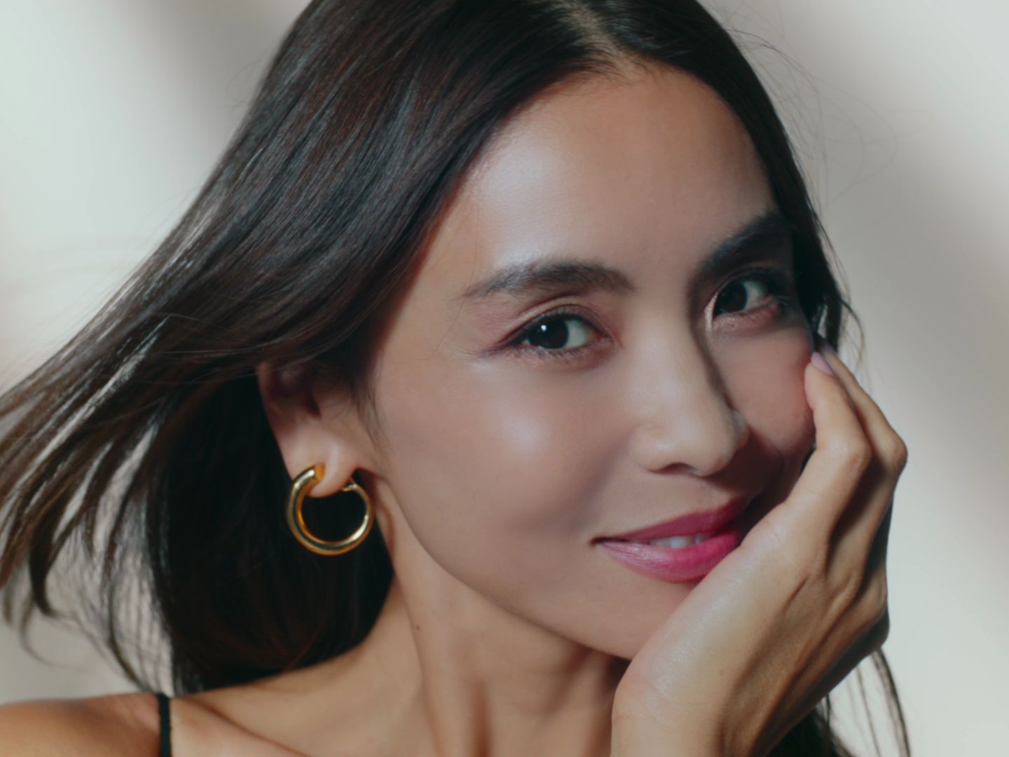 【宙斯Ⅲ代美容仪】品牌代言人泷泽真规子宣传片