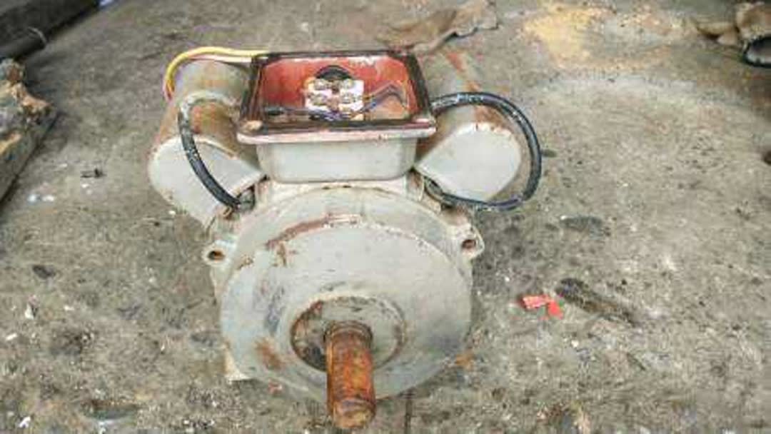 单相4极电机的原始数据,别以为简单,搞错了电机还真转不起来