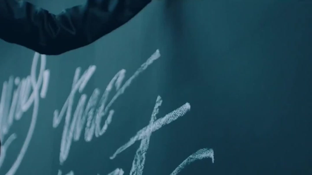 华晨宇《我管你》:90后进化成“真我2.0版”
