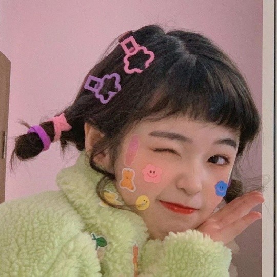 橘子味的小奈呀 