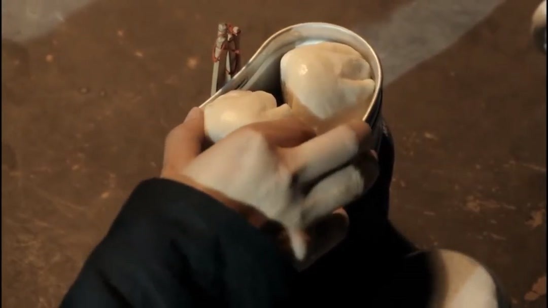 红色20:小天给救亡社出主意,目标对准通达号,分析情况很机智