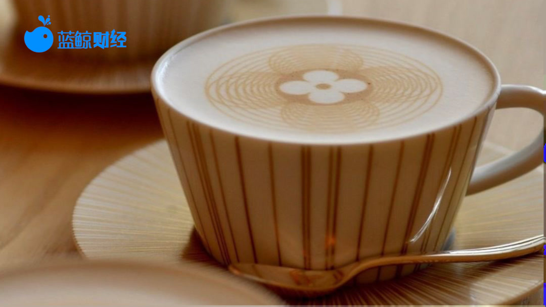 LV在日本连开两家咖啡馆:一杯拿铁卖100元