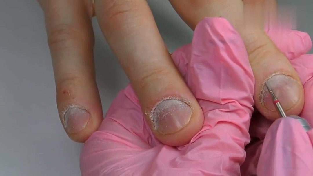 手指去死皮的重要性,小姐姐们也要保护自己的双手哦