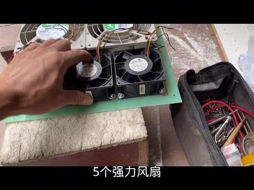 小伙自己组装电池放电检测仪,成品机器太贵了,功率还不大