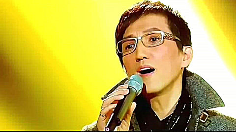 林志炫一首《没离开过》,一开口惊艳全场,不愧是实力派歌手,超有力的...