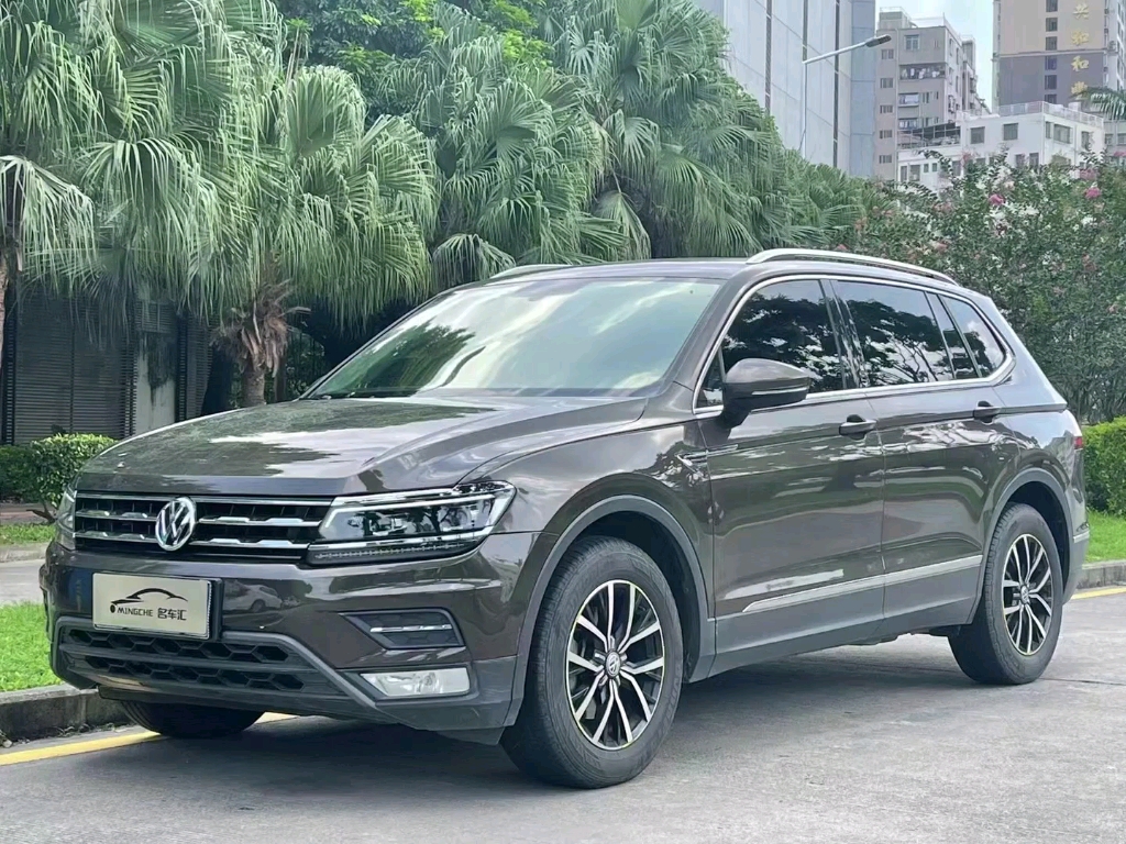 17年大众途观L 330TSI 1.8T两驱豪华版 车况极品 全景天窗 真皮座椅 ...