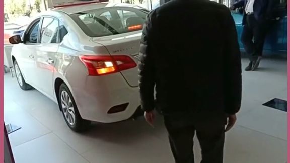 果仁车秘书:倒车防碰撞系统演示,车主安全必备!