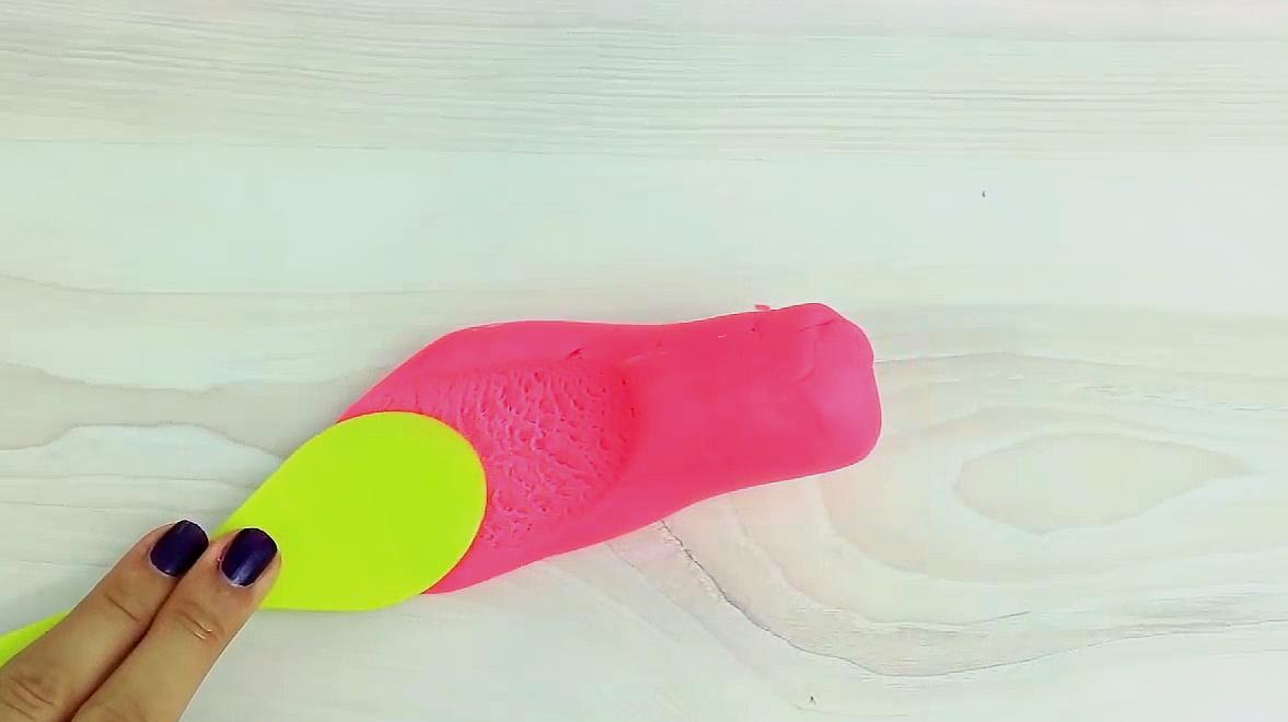 试验系列:用橡皮泥做无硼砂史莱姆,结果很惊喜有趣好玩,无硼砂