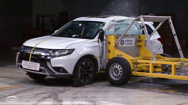 碰撞测试汇总 国产三菱欧蓝德中保研侧面碰撞测试