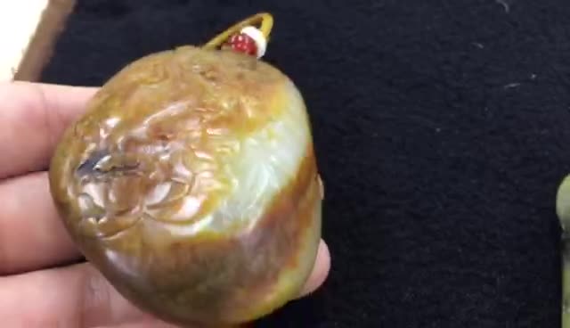 2019年新疆和田玉籽料多少钱一克?不可思议