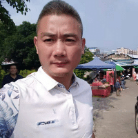 地摊之旅成哥 