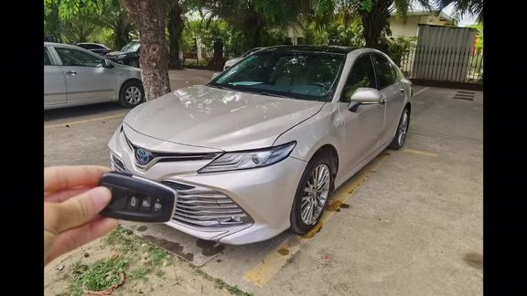 #凯美瑞混动 19年混动凯美瑞、给价就出!