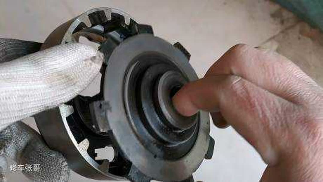 摩托车离合器打滑严重,维修时一定不能忽略这个地方!