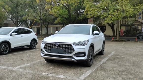 比亚迪DMi超级混动发布后,说后悔买燃油车的,只能用一个字形容