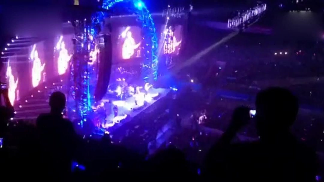 许巍此时此刻2014南京演唱会--蓝莲花