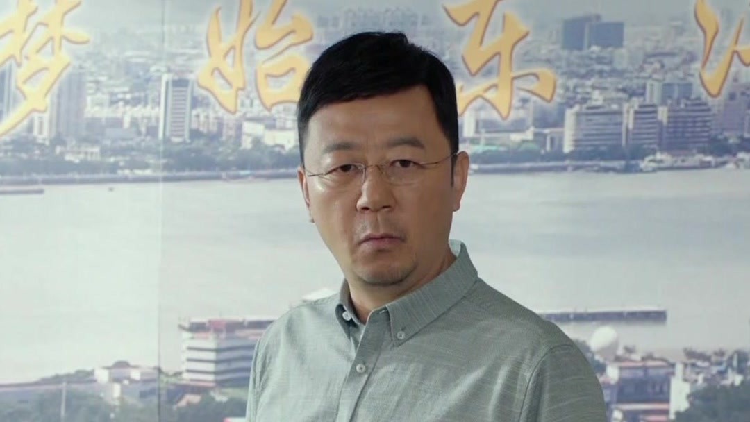 《江河水》江局长严肃办公 职工干部小情绪上头