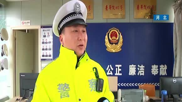 安装晴雨伞隐患大,交警为了保障交通安全,做了这些举措!