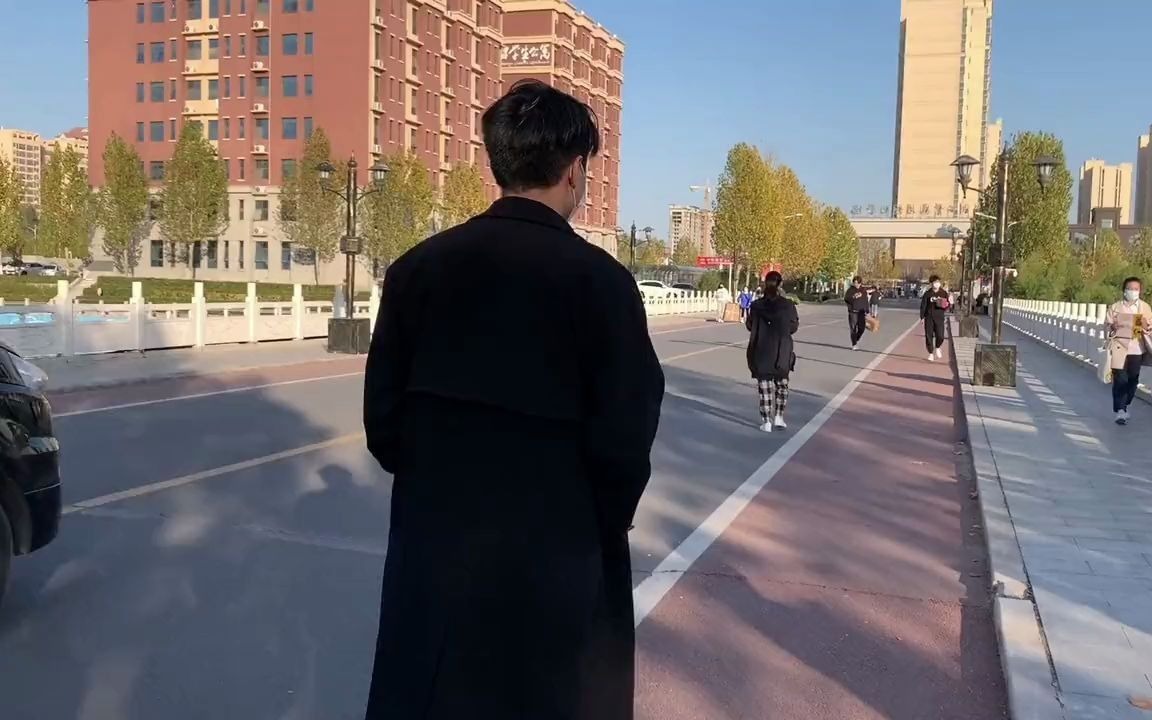 【国际街访】信息工程学院的学生不仅仅只会计算机之钢琴演奏