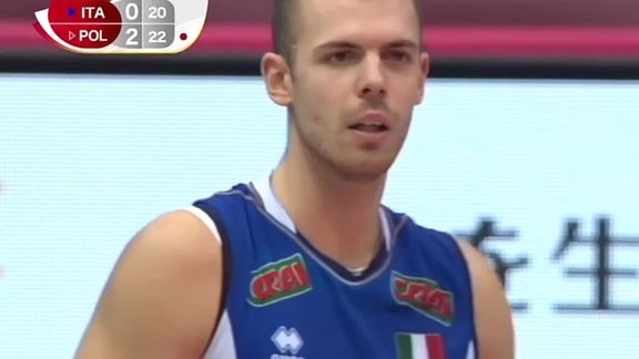 男排世界杯,波兰队在第三局不给意大利队喘息的机会迅速拿下比赛