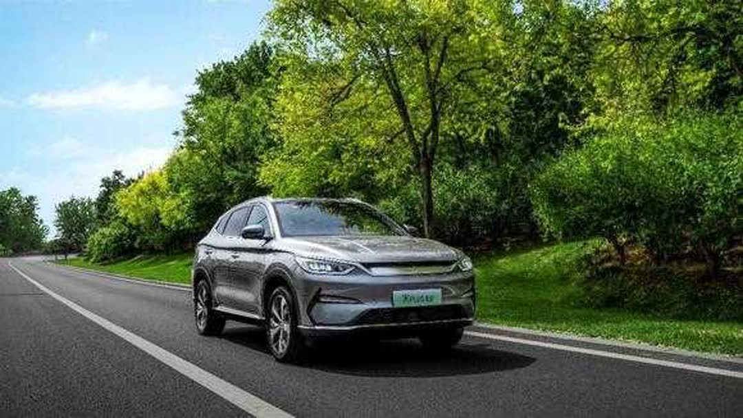 爆款纯电SUV 开起来就是爽 试驾宋PLUS EV