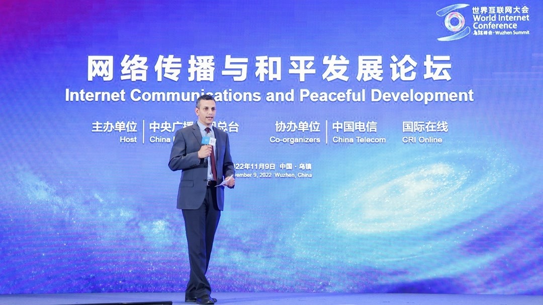 侯哥Vlog:我去互联网大会乌镇峰会演讲啦!