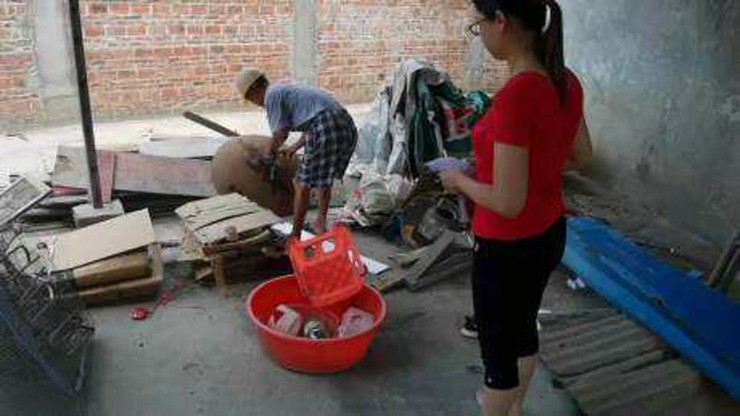 农村收破烂,200多斤铁和铝能卖多少钱,一结账不出声了!