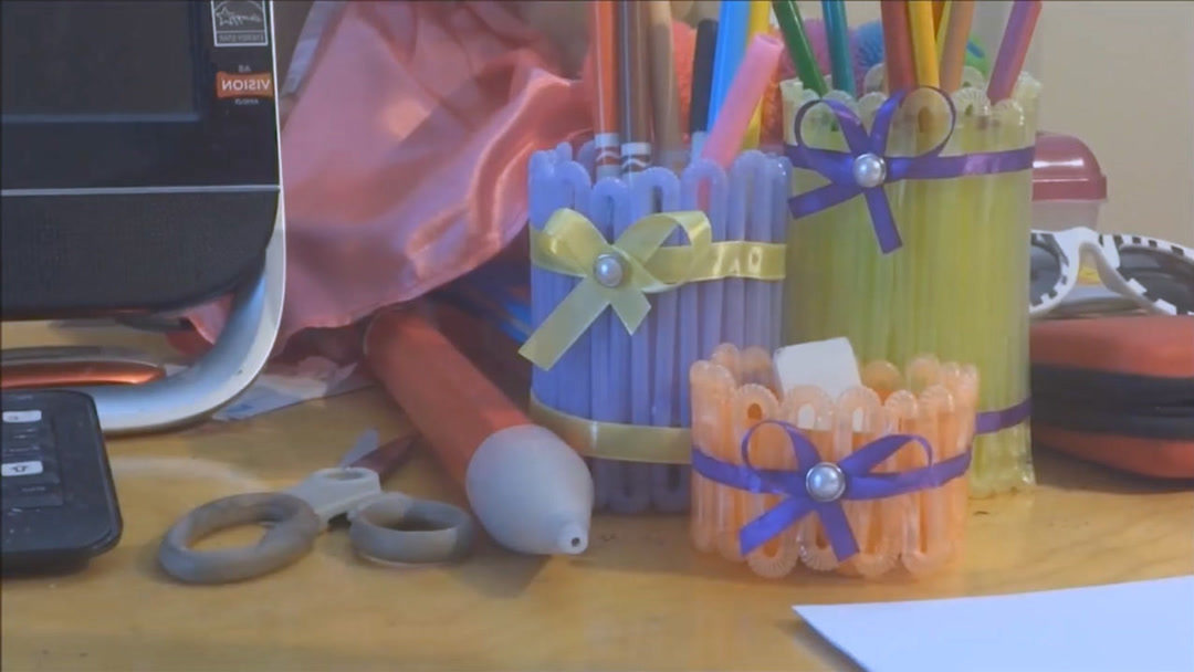 废弃塑料瓶 吸管,DIY笔筒收纳盒制作方法教程,简单实用!