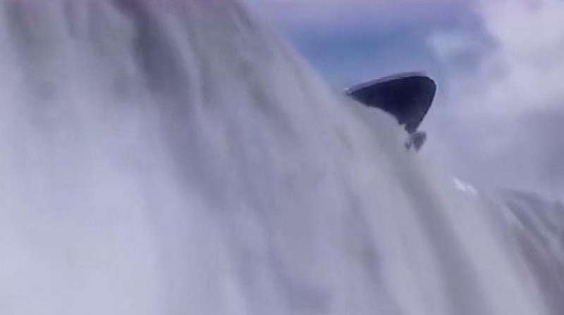 世界上3个飞机灵异事件,美国飞机在此神秘失踪,40年后惊现月球