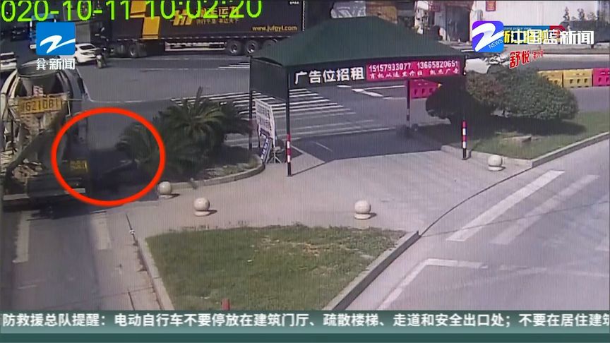 戴头盔保安全! 关键时刻可以救命