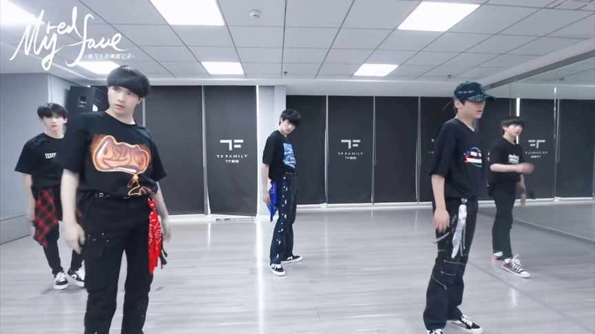 TF家族三代练习生《HIT》舞蹈秀➕朱志鑫、苏新皓直拍