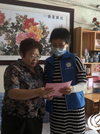 济宁任城区古槐街道铁塔寺社区开展消防安全宣传大走访活动