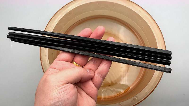 你真的会清洗筷子吗?原来用清水远远不够,教你正确方法,都学学
