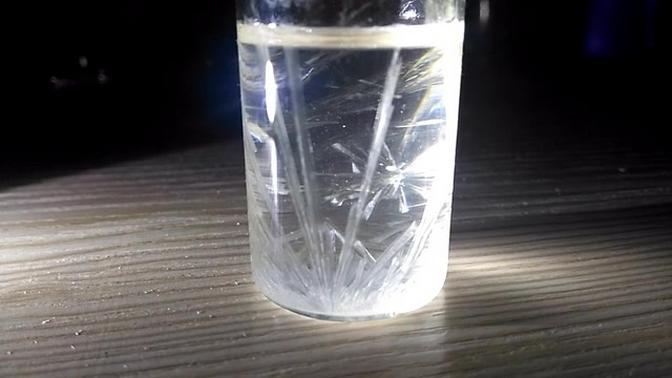 「南极石」六水合氯化钙的结晶过程