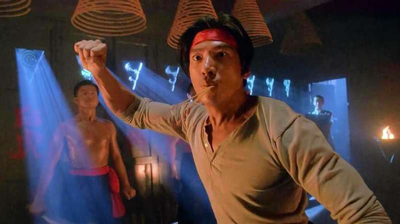 张耀扬这段神打功夫,氛围以及动作表情都刻画得入木三分