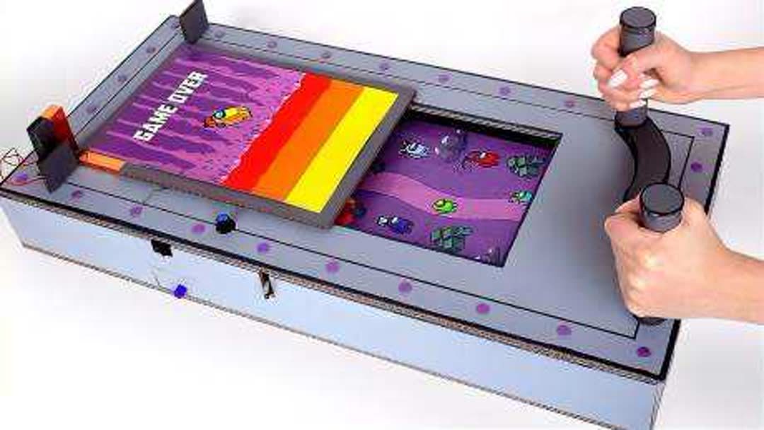 外国牛人自制游戏机,仅用纸板就能DIY,效果比电子产品还酷炫