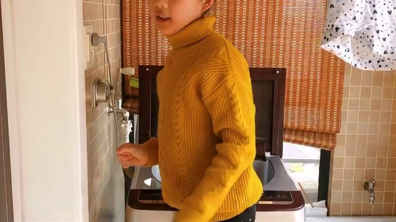 vlog:周末和女儿在家,看看孩子做的啥家务