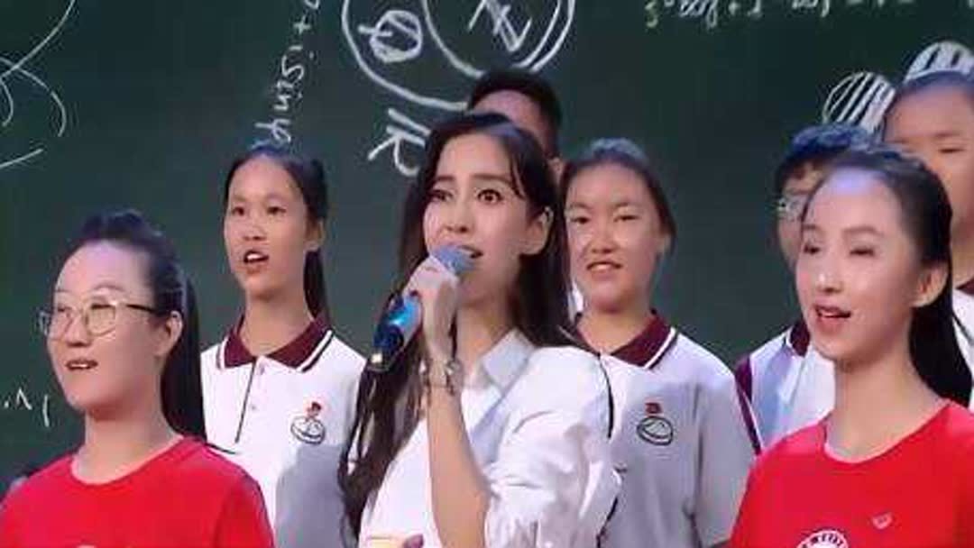 黄晓明都想不到,杨颖唱歌竟如此完美,凭借此歌一炮走红太火了