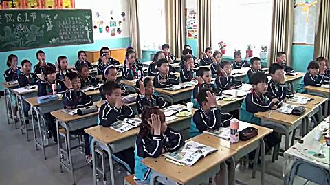 人教版小学四年级美术下册第14课藏书票-刘老师公开优质晒课(配视频...