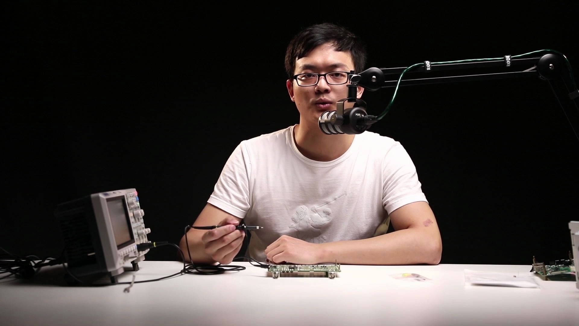 【操作指南】鼎阳科技SDS1104X-C示波器电源纹波测试