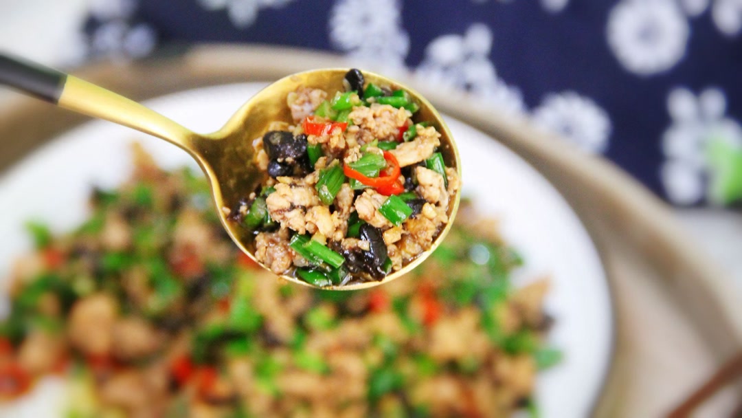 夏天就爱这道开胃下饭小菜,做着简单,吃着倍香,吃完口留余香