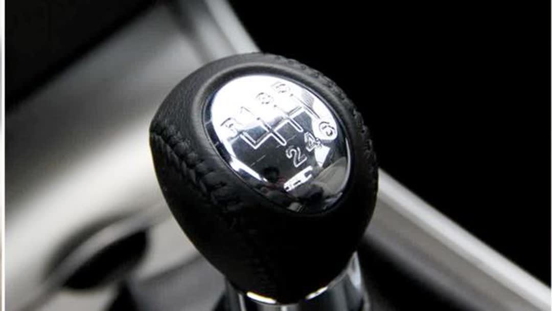 手动挡堵车驾驶秘籍,省力更省车二十多年老司机心得