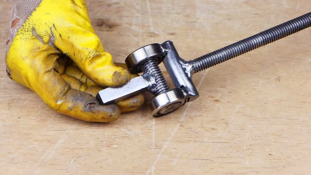 滚珠轴承创意用法,教程简单方便实用,我觉得能申请专利了