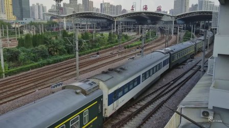 SS9G牵引Z268次(上海-呼和浩特东)上海站发车