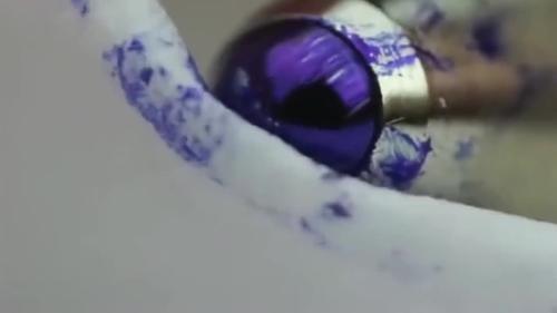 用了这么多年的圆珠笔,现在才知道,竟是这样制作的!