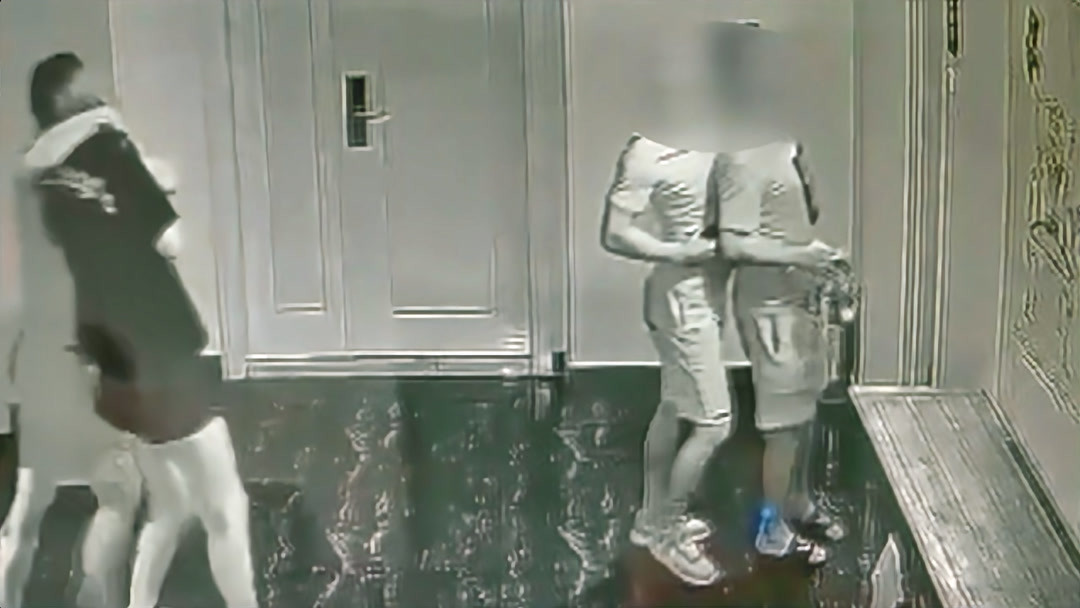 一对中国情侣柬埔寨遇害 生前被劫持画面曝光