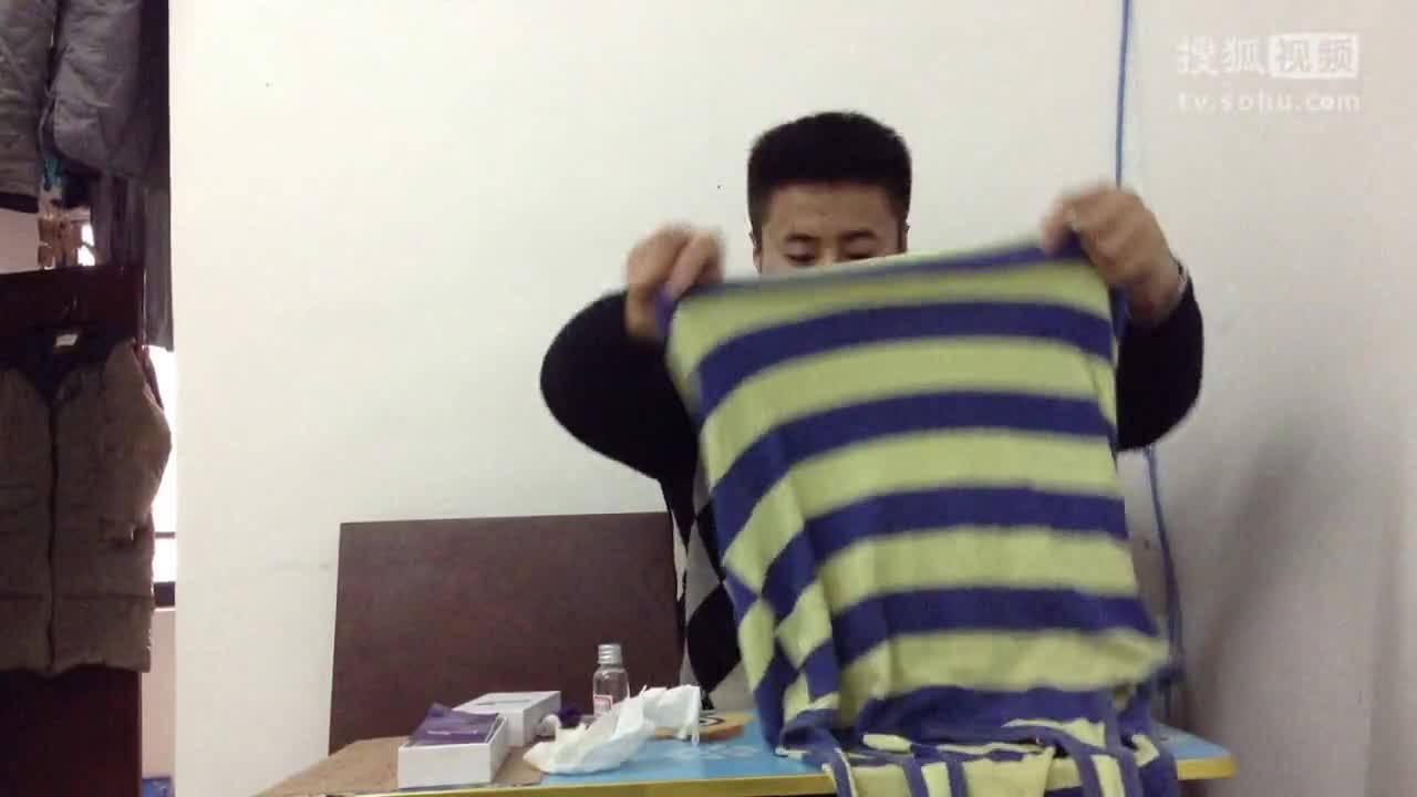 白色衣服上面沾了点辣椒油、怎么才能洗掉