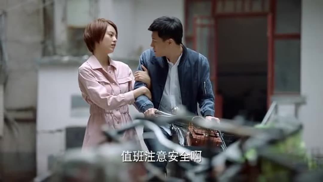 为了你,张瑶瑶和李警官恋爱了